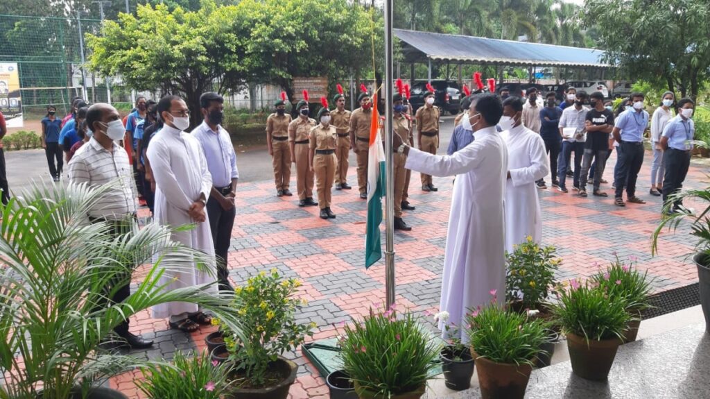 INDEPENDENCE DAY FLAG HOISTING CEREMONY – Sahrdaya College of Advanced ...